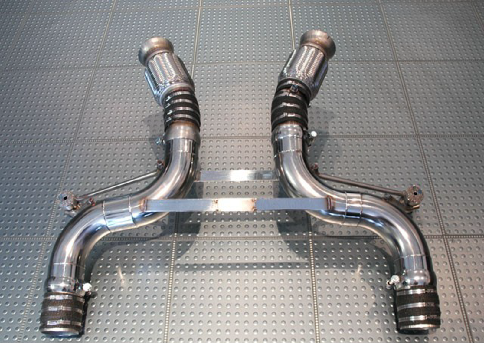 AWE Tuning Performance Straight Pipe Kit for Porsche Carrera GT 3010-1 ...